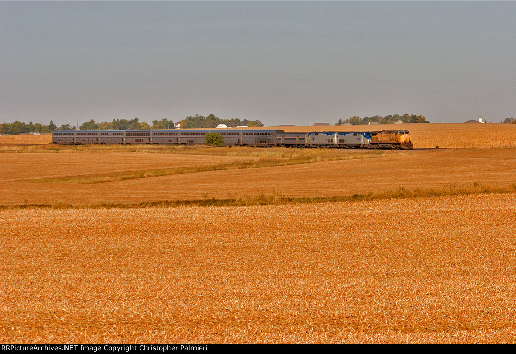 UP 7263 leads Amtrak No. 6(30)